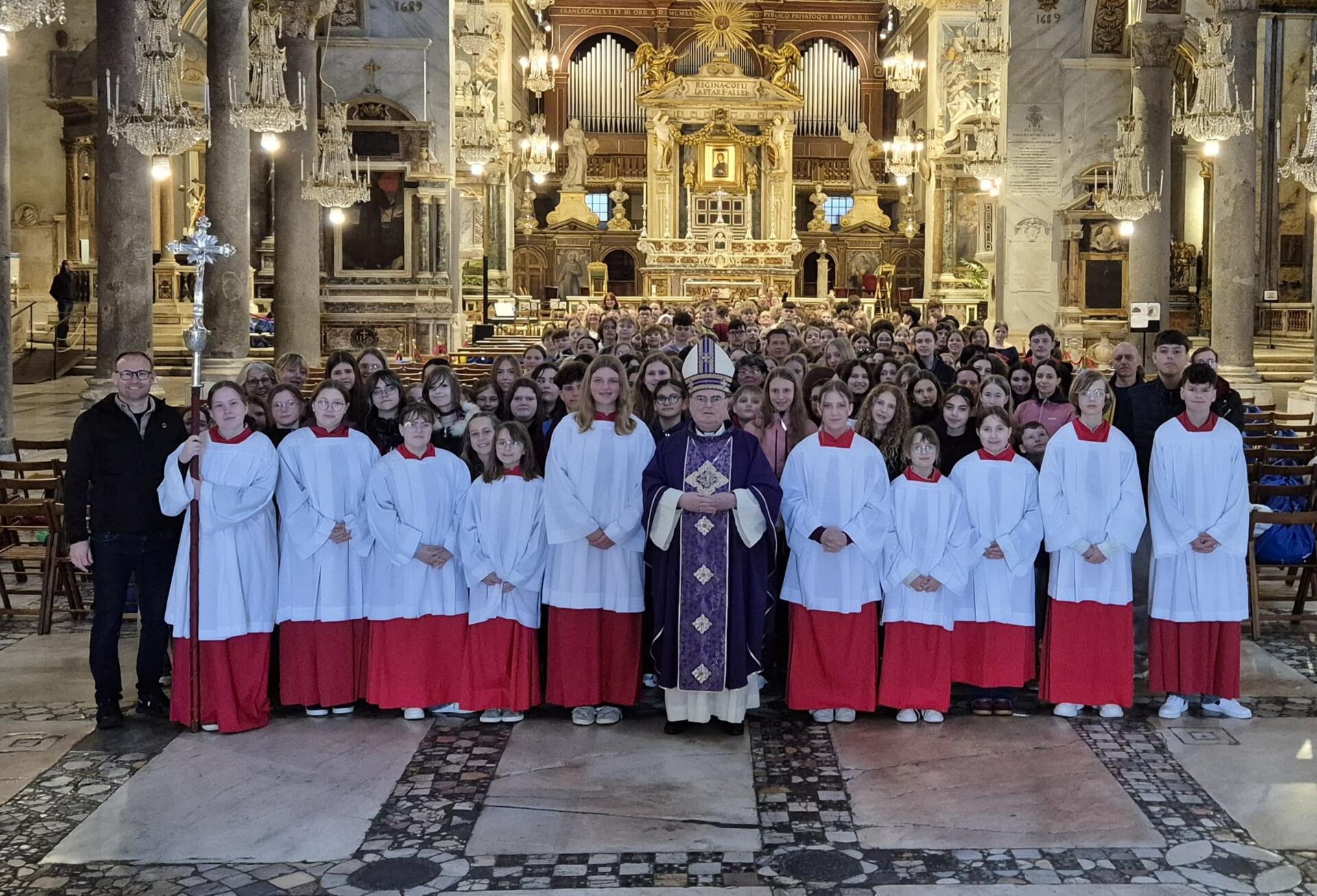 Petrusgrab und Papstaudienz statt Pausenhof - Bistum Augsburg